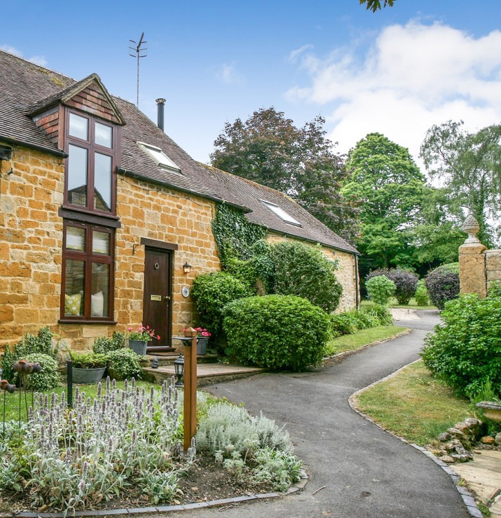 Blockley, Moreton-in-Marsh, Gloucestershire. GL56 9DP, 3 bedroom, Semi ...